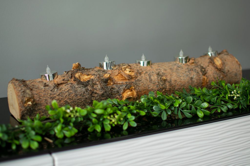 Simple Holiday Tablescapes: How To Decorate Your Table For Holiday ...